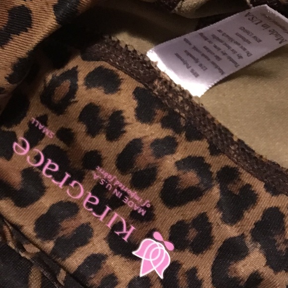 Kiragrace | Pants & Jumpsuits | Kira Grace Leopard Print Bow Capri ...